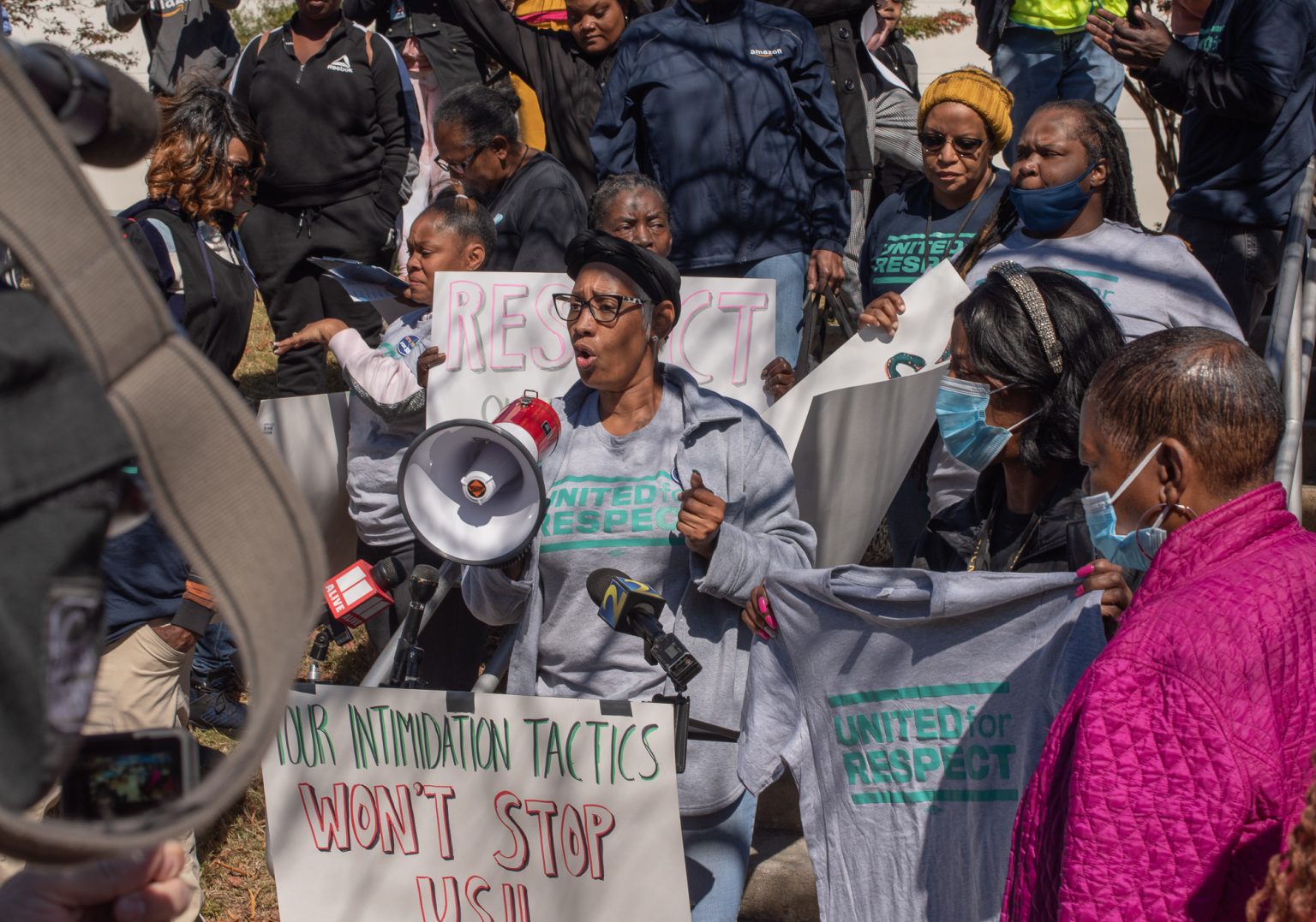 ATL6 Amazon Workers Unite for Higher Wages - Red Clay Comrade